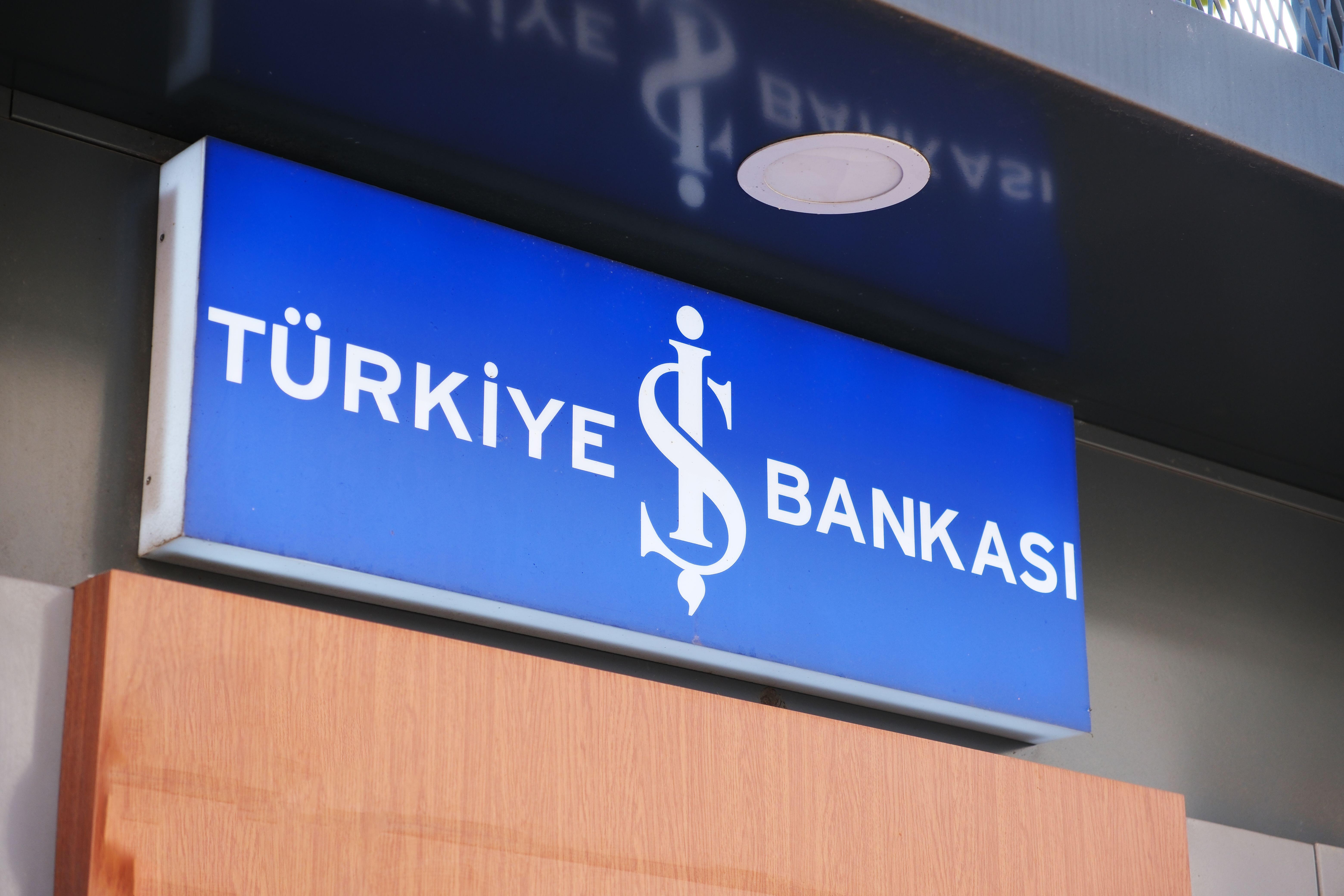 Isbank Online Banking Brand: Isbank • Ads Of The World™ | Part Of